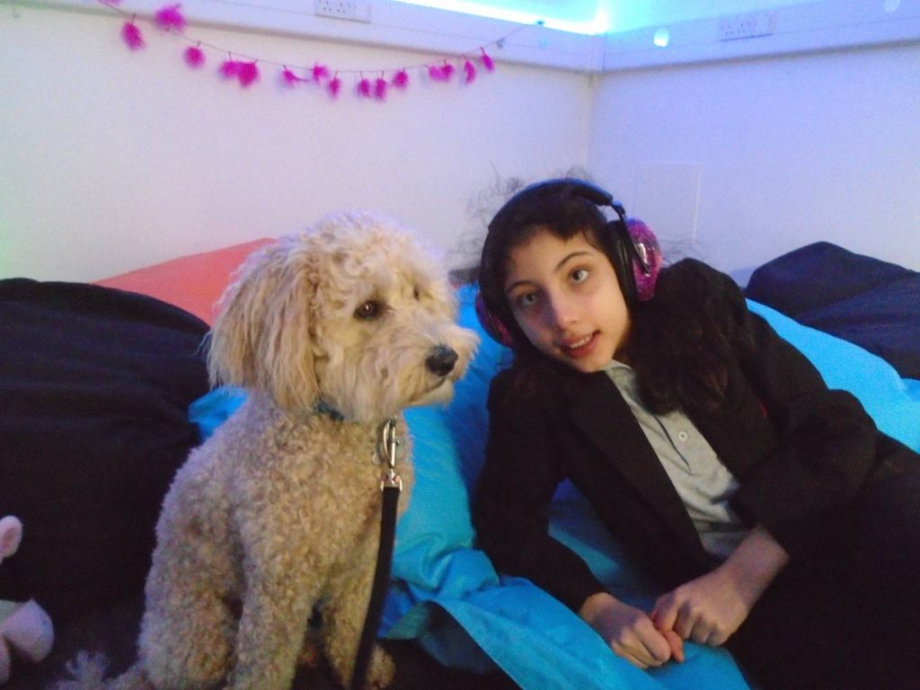 Jo Richardson Community School | Therapy Dog – ARP